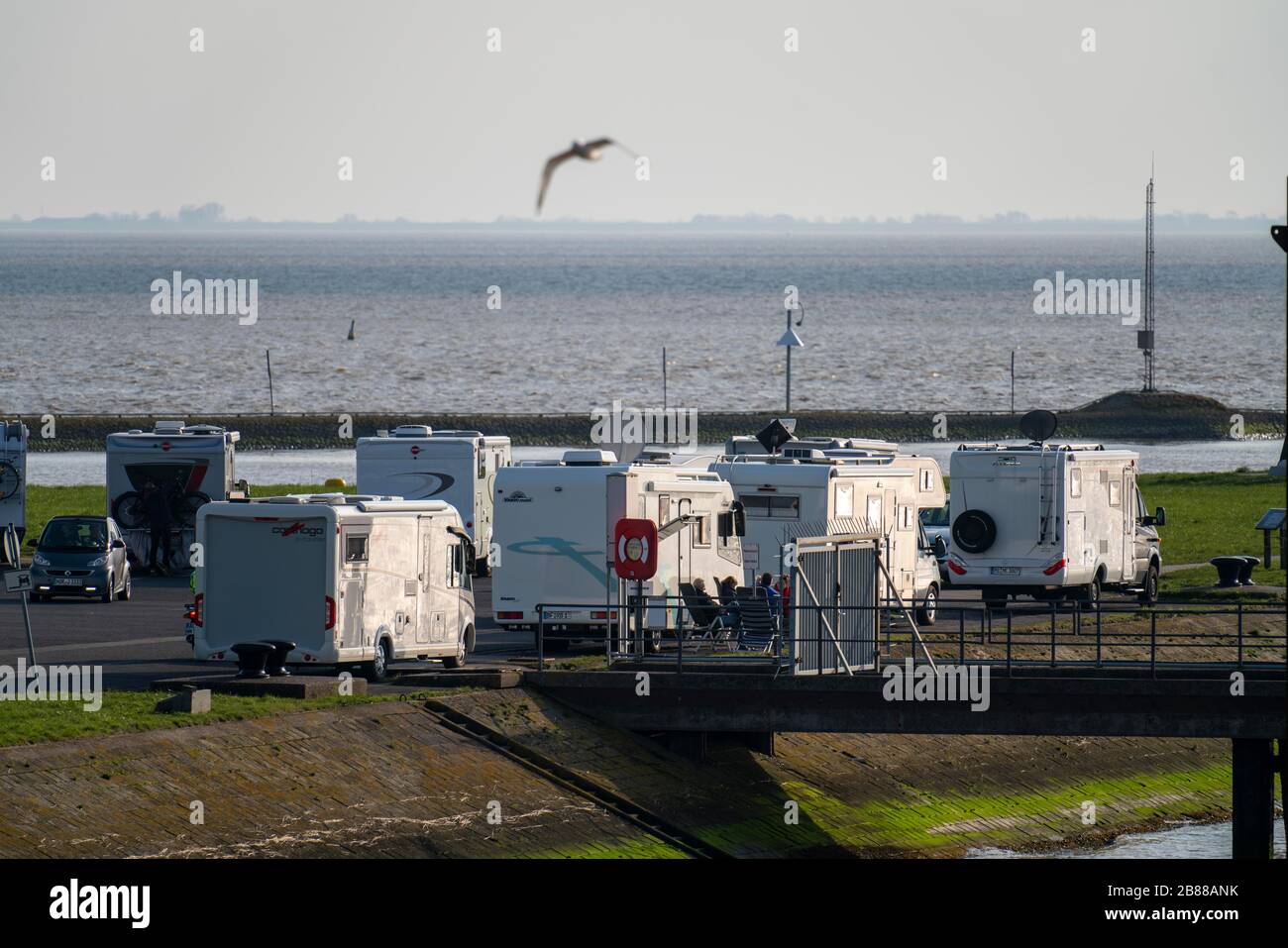 VW factory, Emden, new cars, car transporter, car train, freight train ...