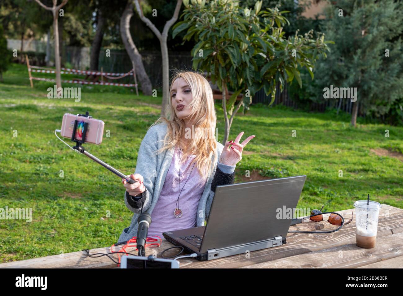 Vlogger filming outdoors hi-res stock photography and images - Alamy