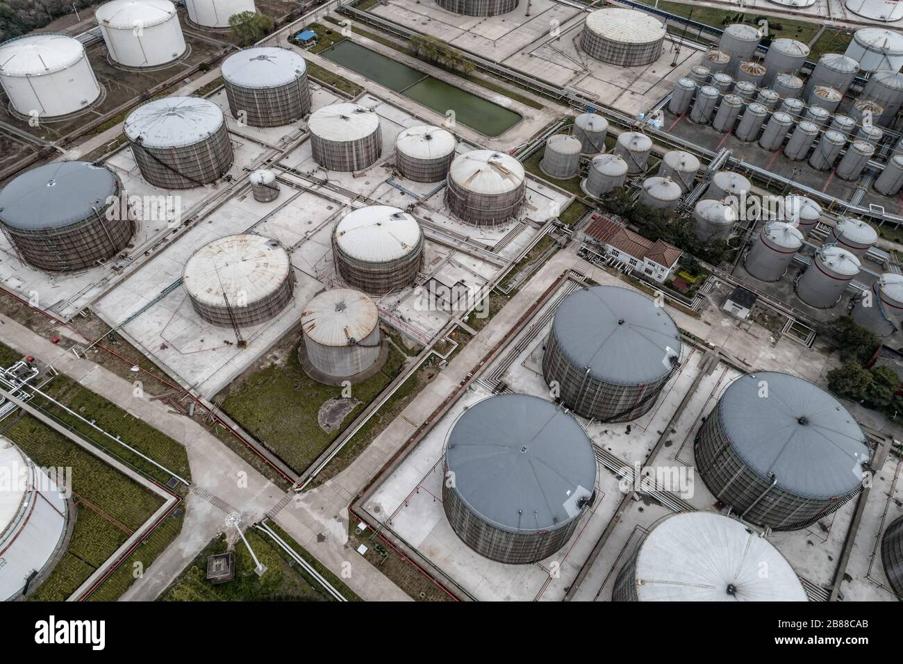 Aerial view of the pipelines and storage tanks Stock Photo - Alamy