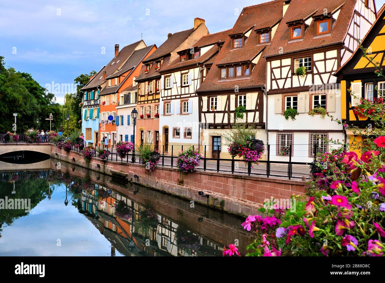Beautiful canals hi-res stock photography and images - Alamy