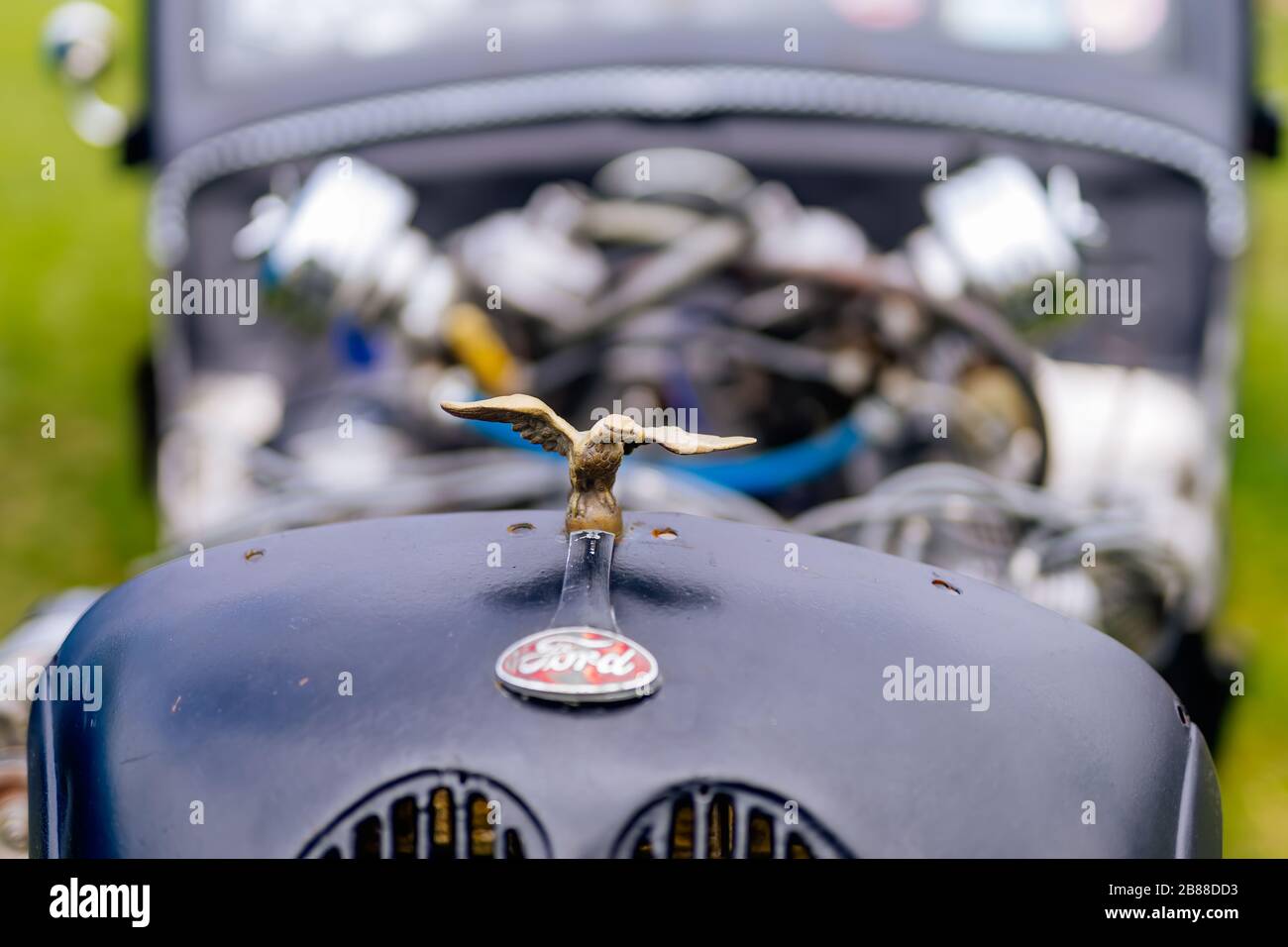 Ford hot rod engine detail hi-res stock photography and images - Alamy