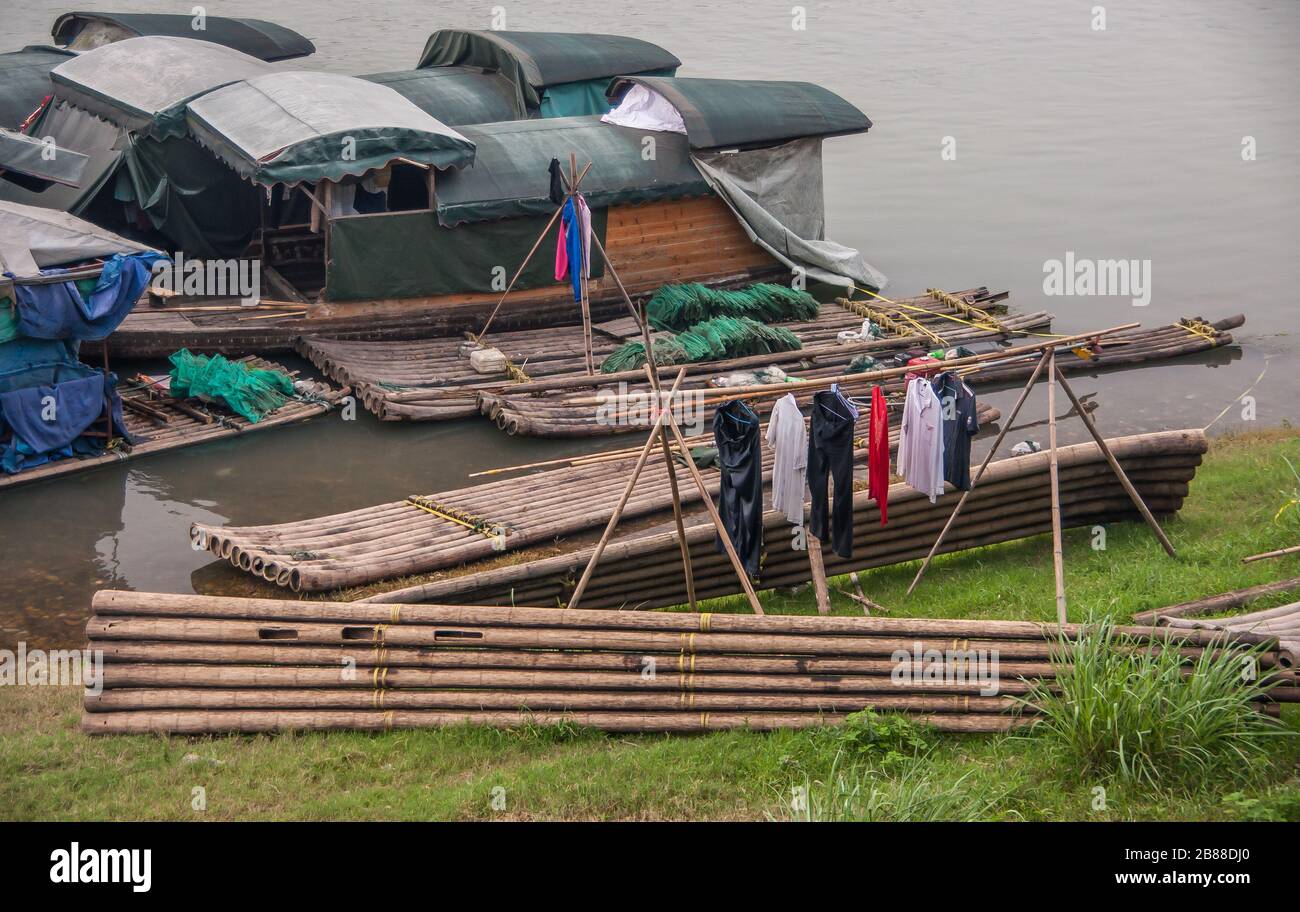 Shacky hi-res stock photography and images - Alamy