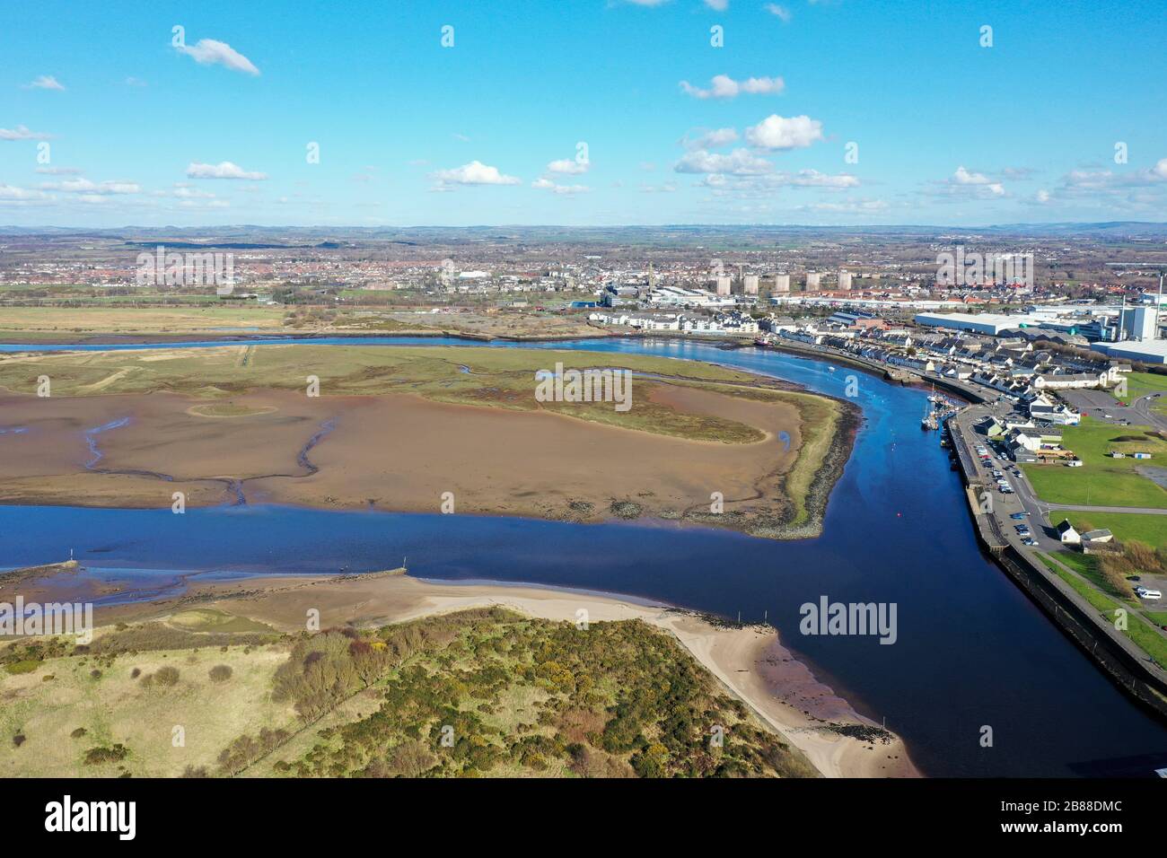 Irvine river hi-res stock photography and images - Alamy