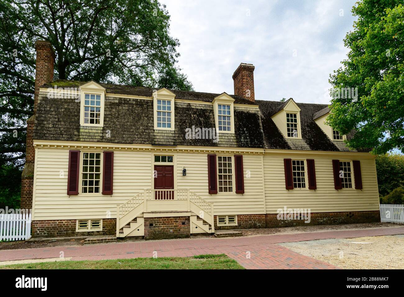 Colonial Williamsburg Custis Tenement Stock Photo - Alamy