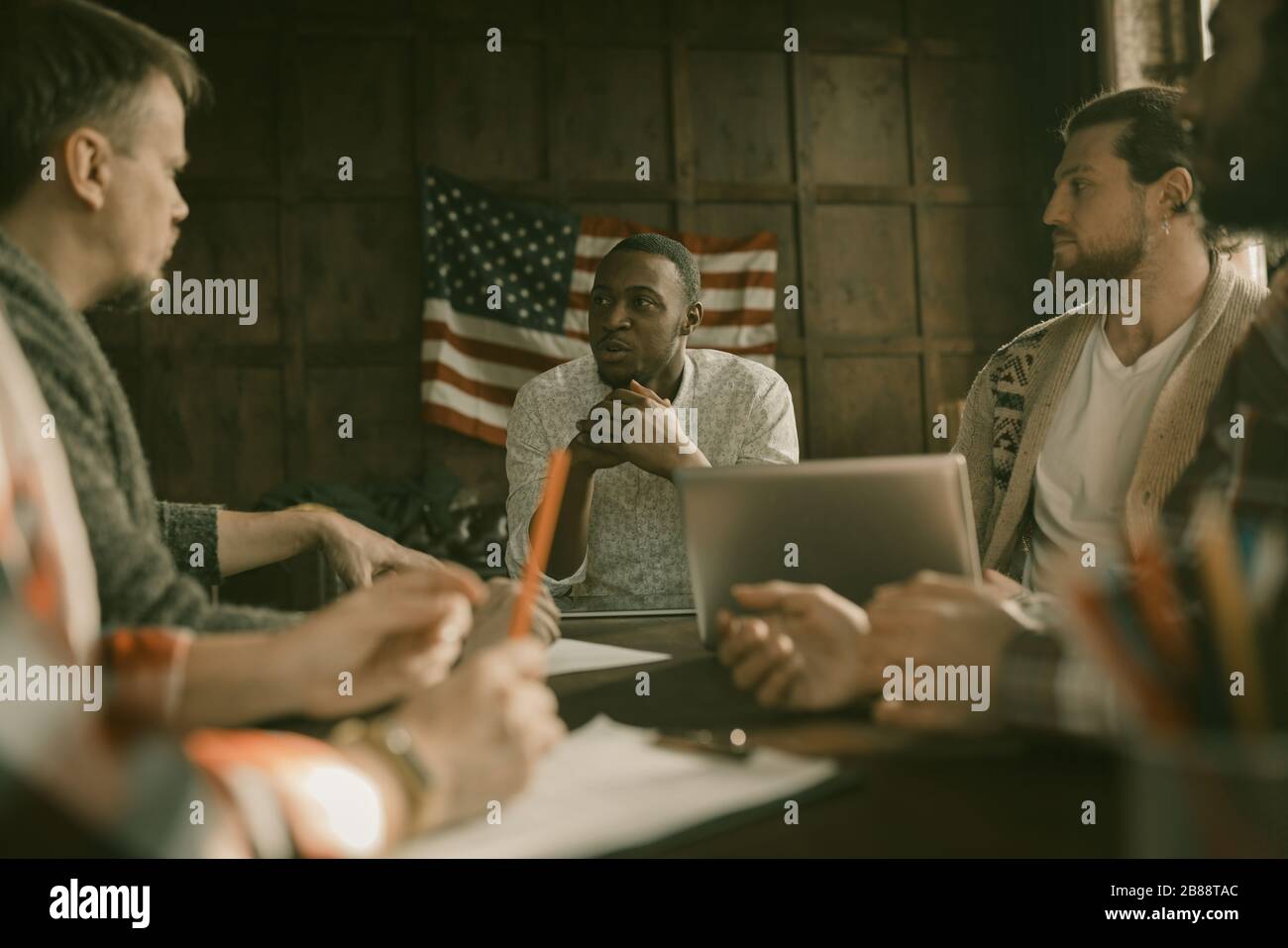 Multiethnic multi ethnic group discussion hi-res stock photography and ...