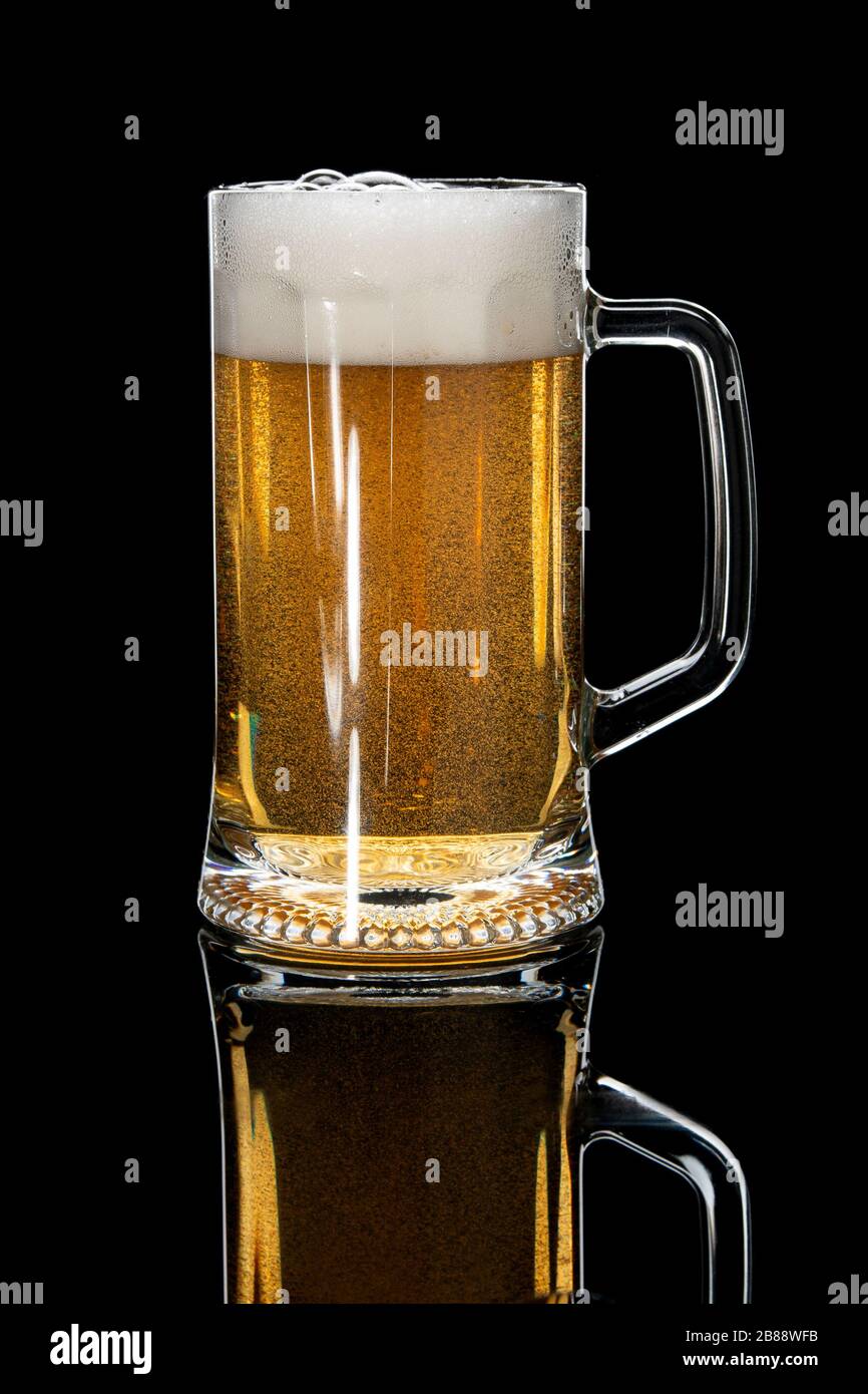Lager beer hi-res stock photography and images - Alamy