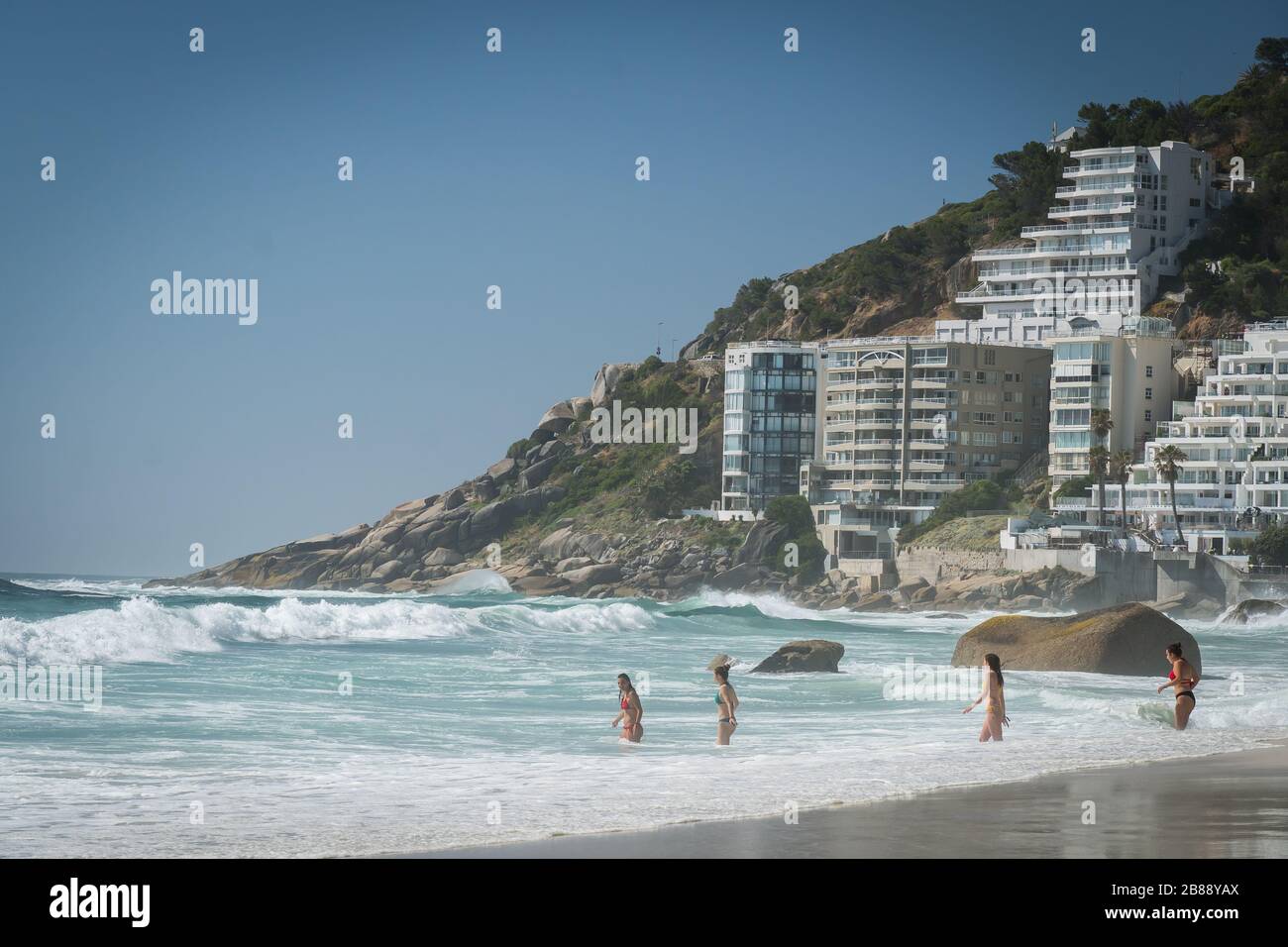Cape town girls hi-res stock photography and images - Alamy