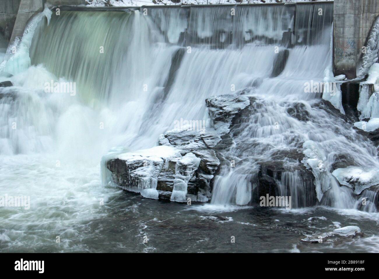 Rapid flow of snow hi-res stock photography and images - Alamy