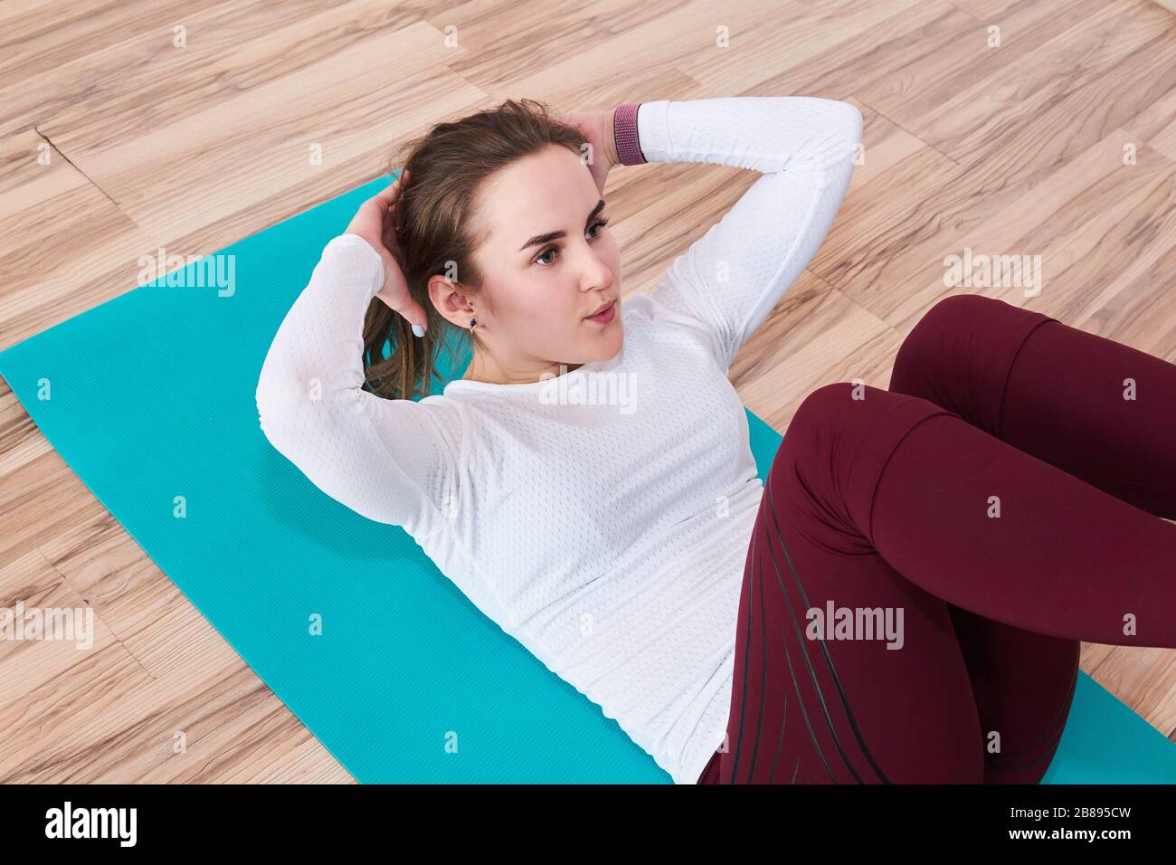 Abdominal crunch hi-res stock photography and images - Alamy