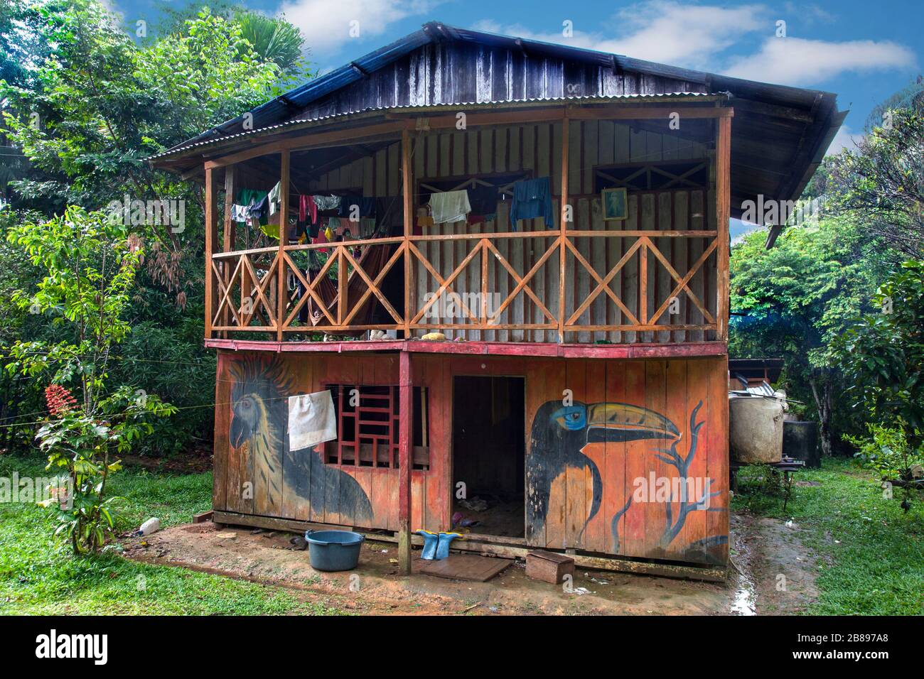 Ticuna village hi-res stock photography and images - Alamy