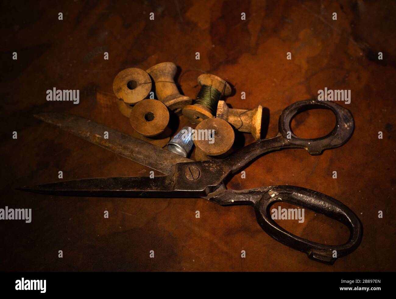 Hand tools as needle, scissor and shuttles Stock Photo - Alamy