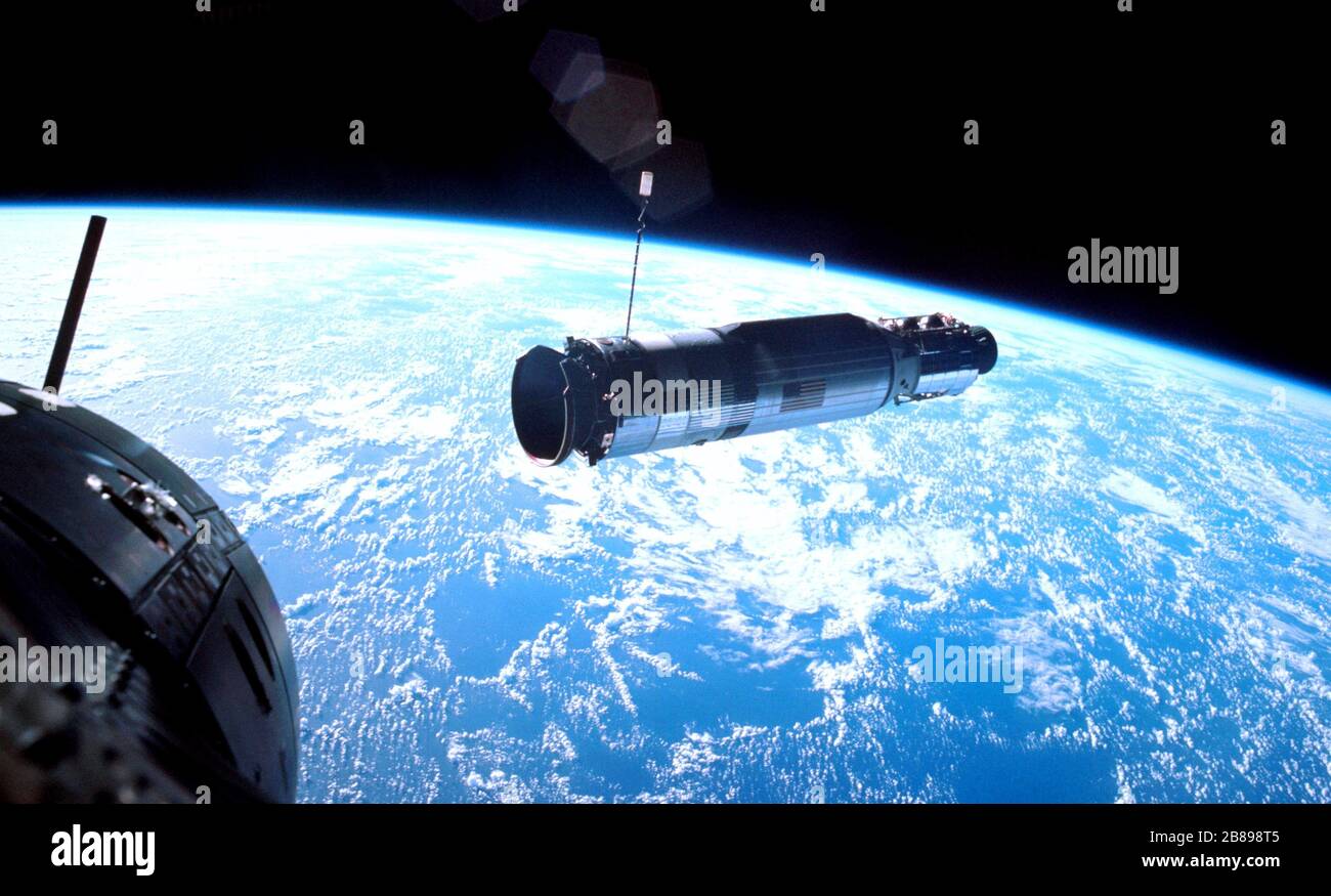 Gemini agena target vehicle hi-res stock photography and images - Alamy