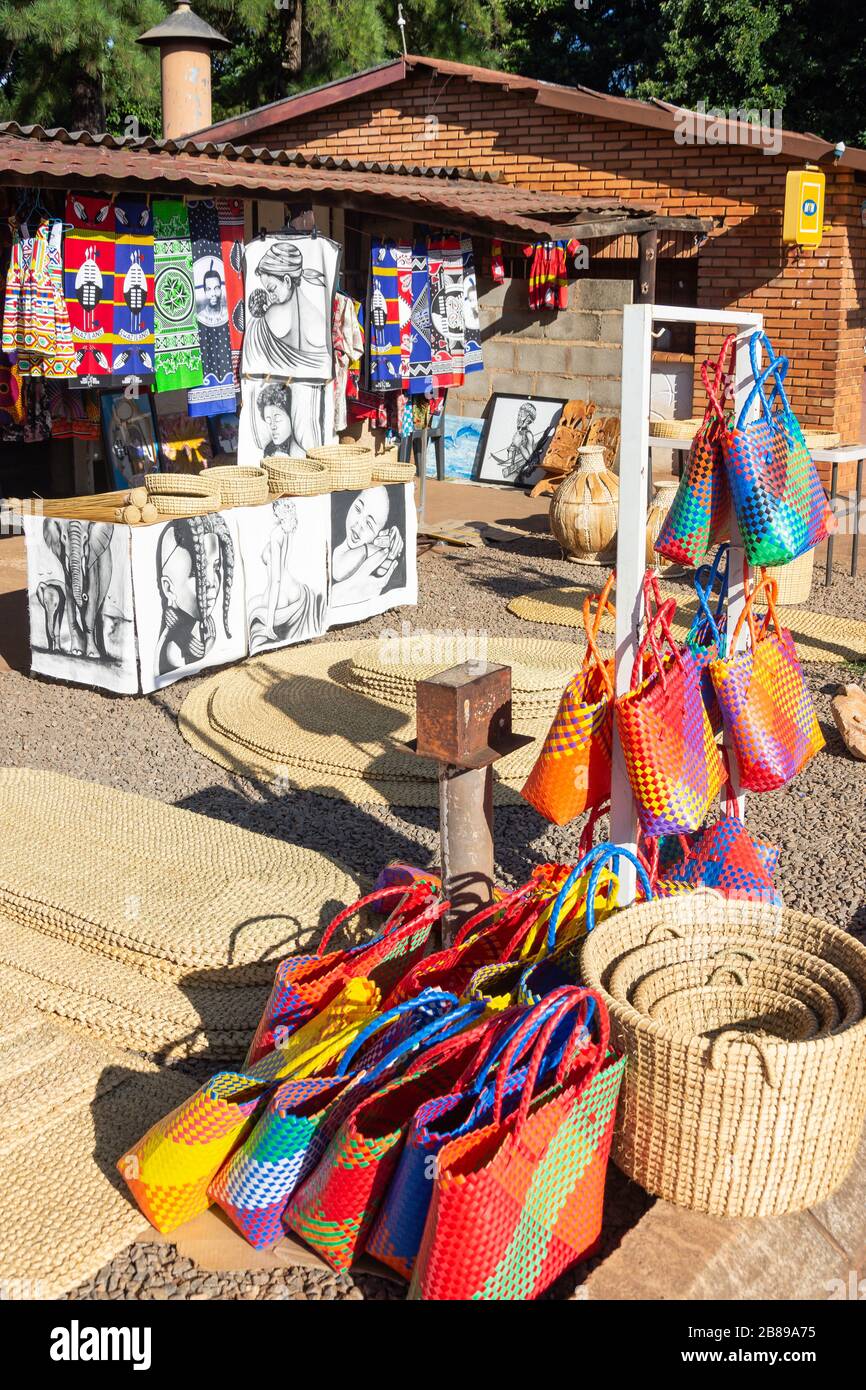 Swaziland craft africa african hi-res stock photography and images - Alamy