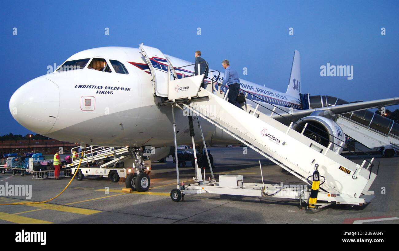 BERLIN, GERMANY - JUL 03rd, 2015: Commercial passenger aircraft, ready ...