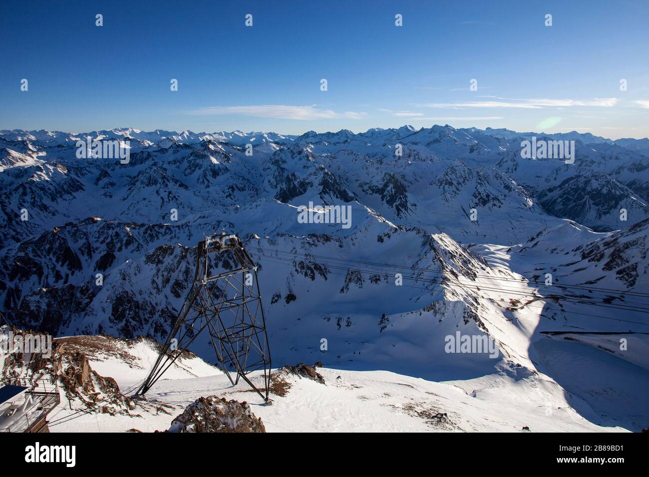 La mongie observatory hi-res stock photography and images - Alamy