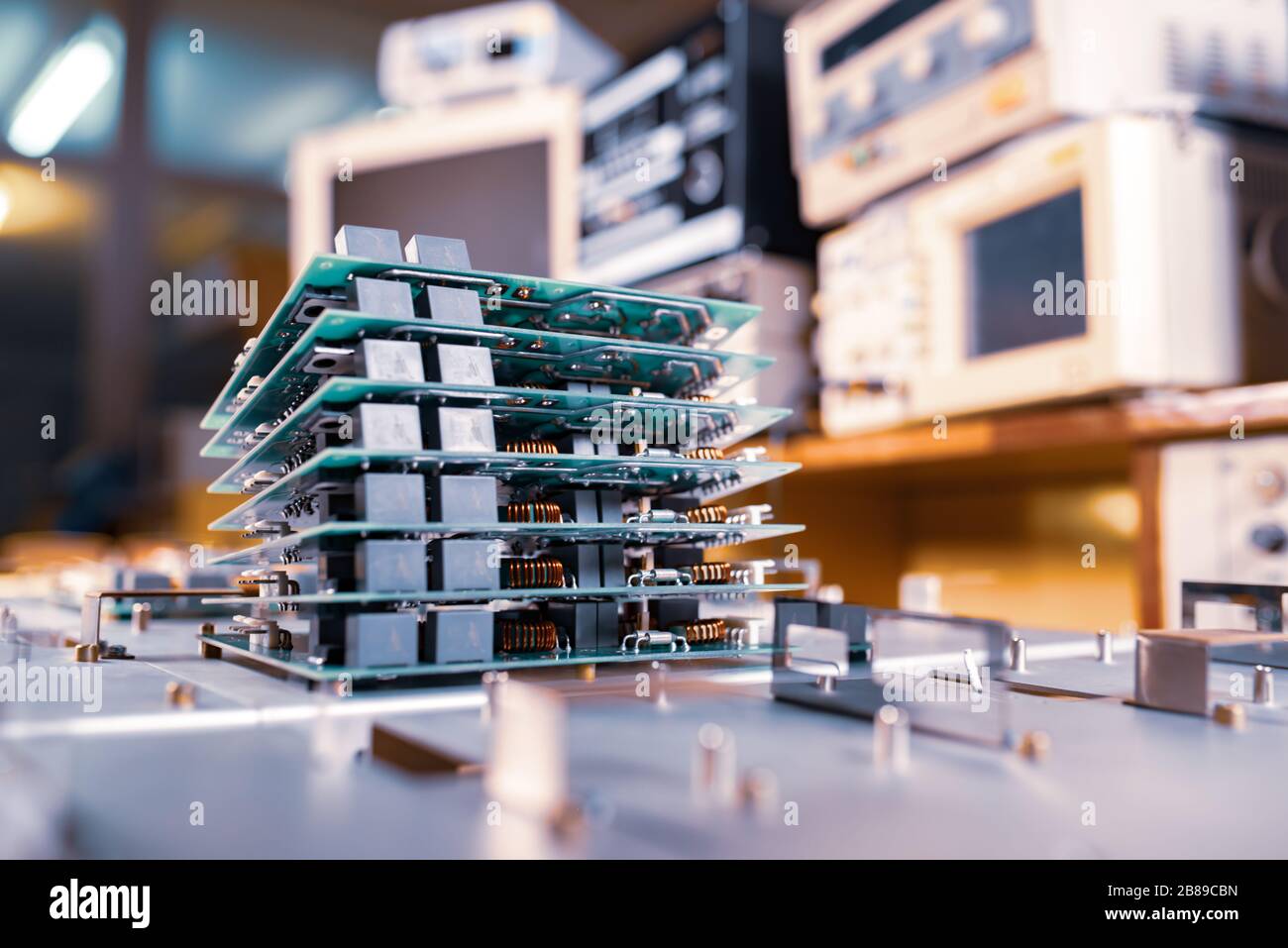 Metal connector plates hi-res stock photography and images - Alamy