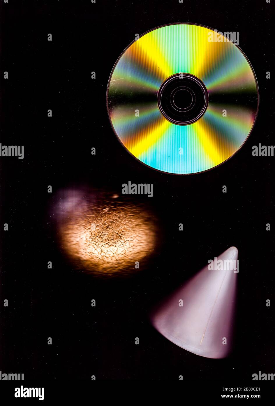 Geomegtric symbols. Circle, globe, cylinder, disc Stock Photo - Alamy