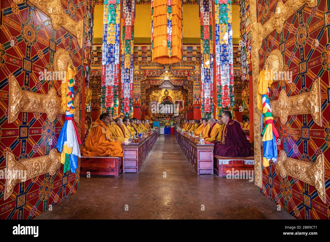 Ceremony of Tibetan monks at Ngor Monastery in Shigatse, Tibet Stock ...