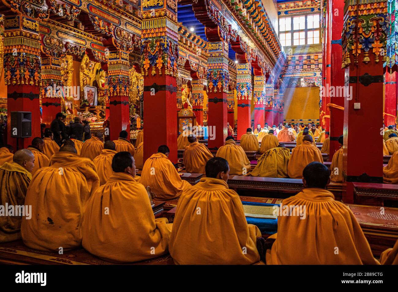 Ceremony of Tibetan monks at Ngor Monastery in Shigatse, Tibet Stock ...