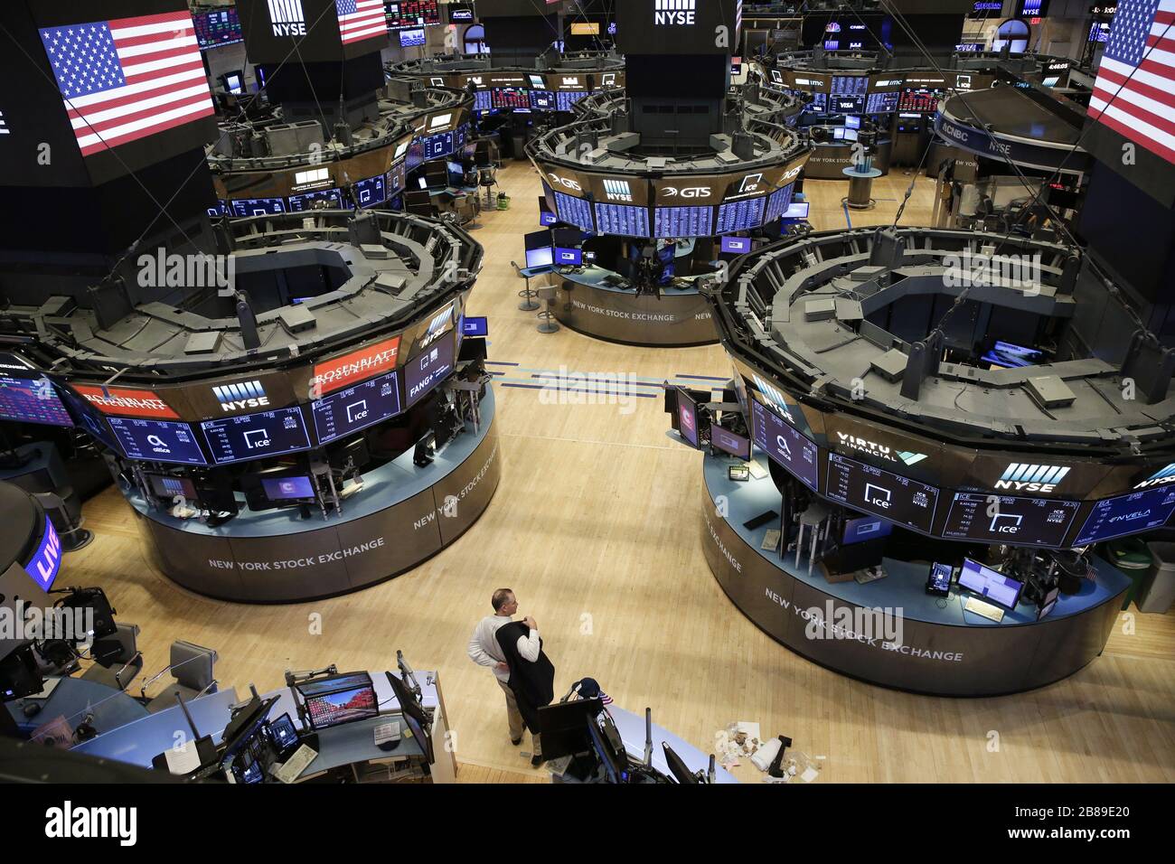 Empty stock exchange trading floor hi-res stock photography and images ...