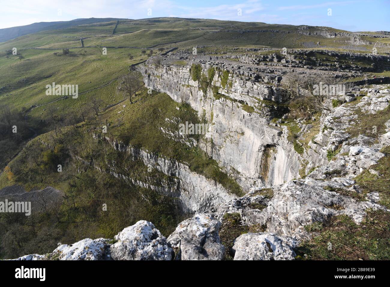 Limestone pavement at the top of Malham Cove, Malham, North Yorkshire ...