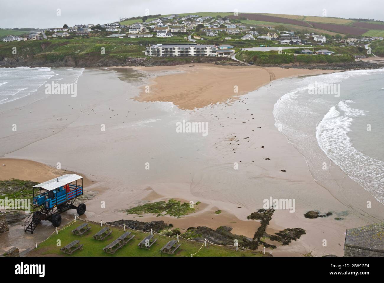 View back across the tidal causeway to Bigbury on sea from Burgh Island ...