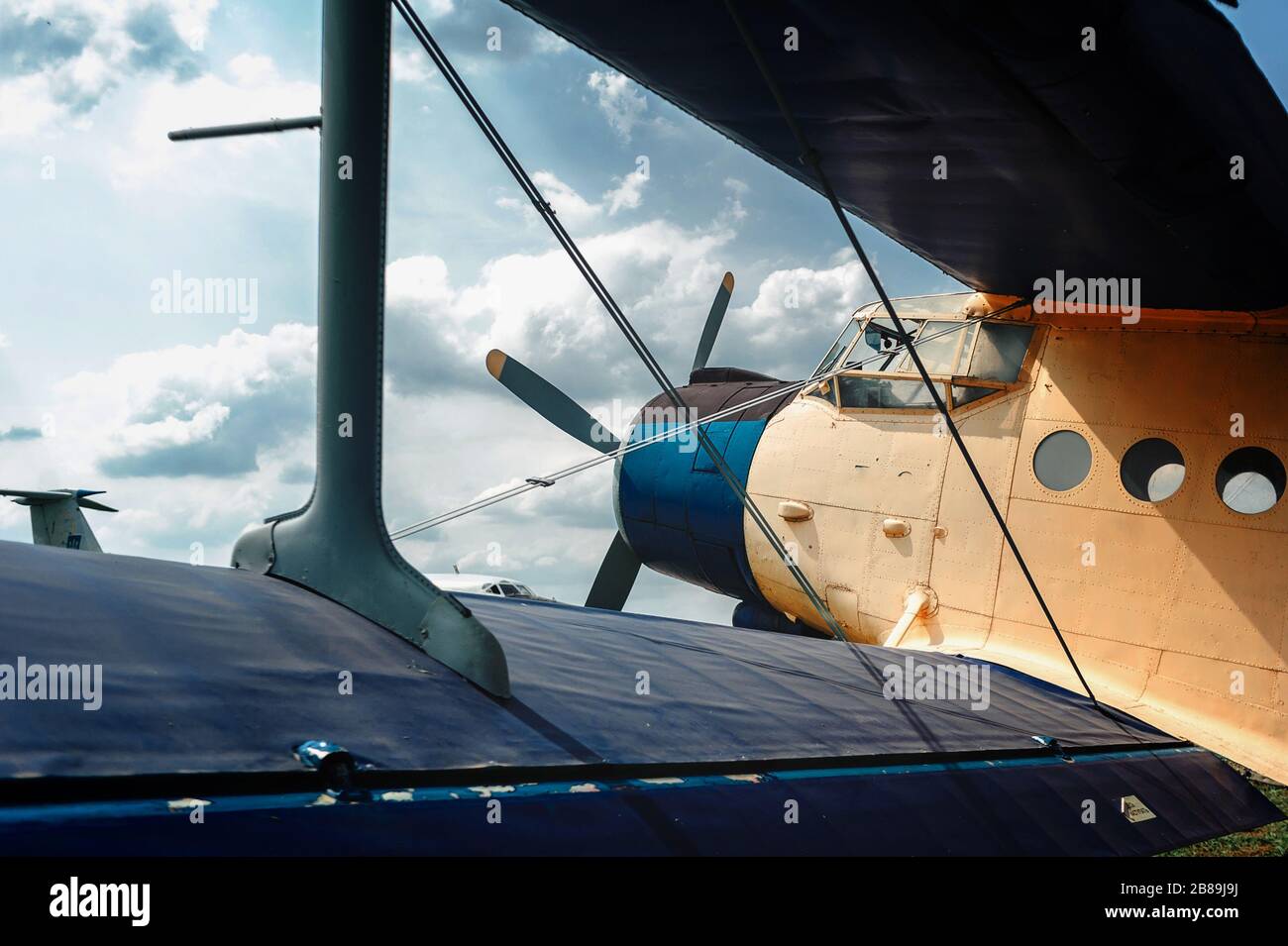 An-2 Soviet light multi-purpose aircraft, single-engine piston biplane ...