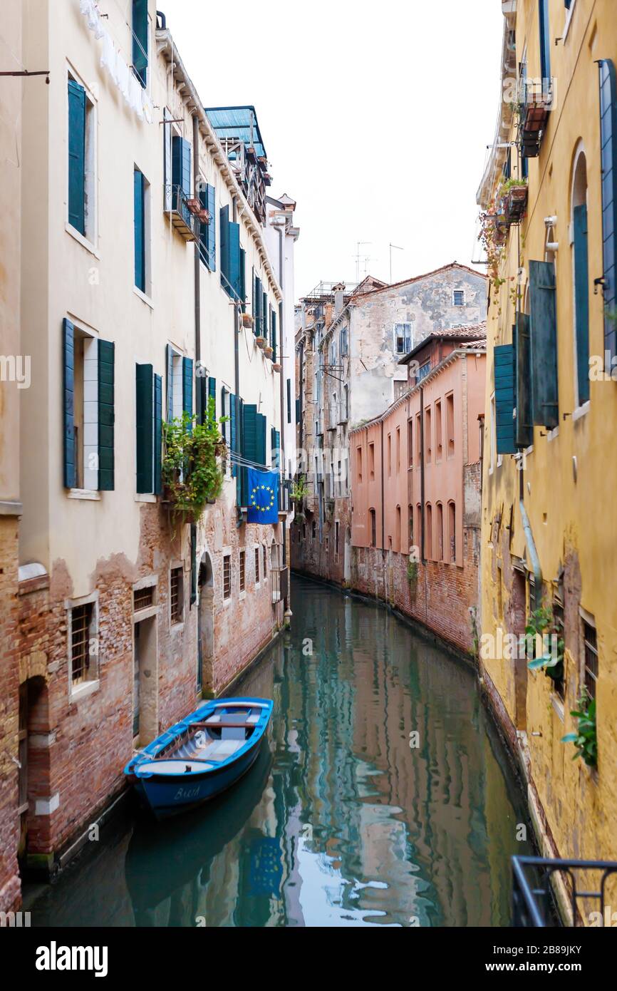 Canals are cool hi-res stock photography and images - Alamy