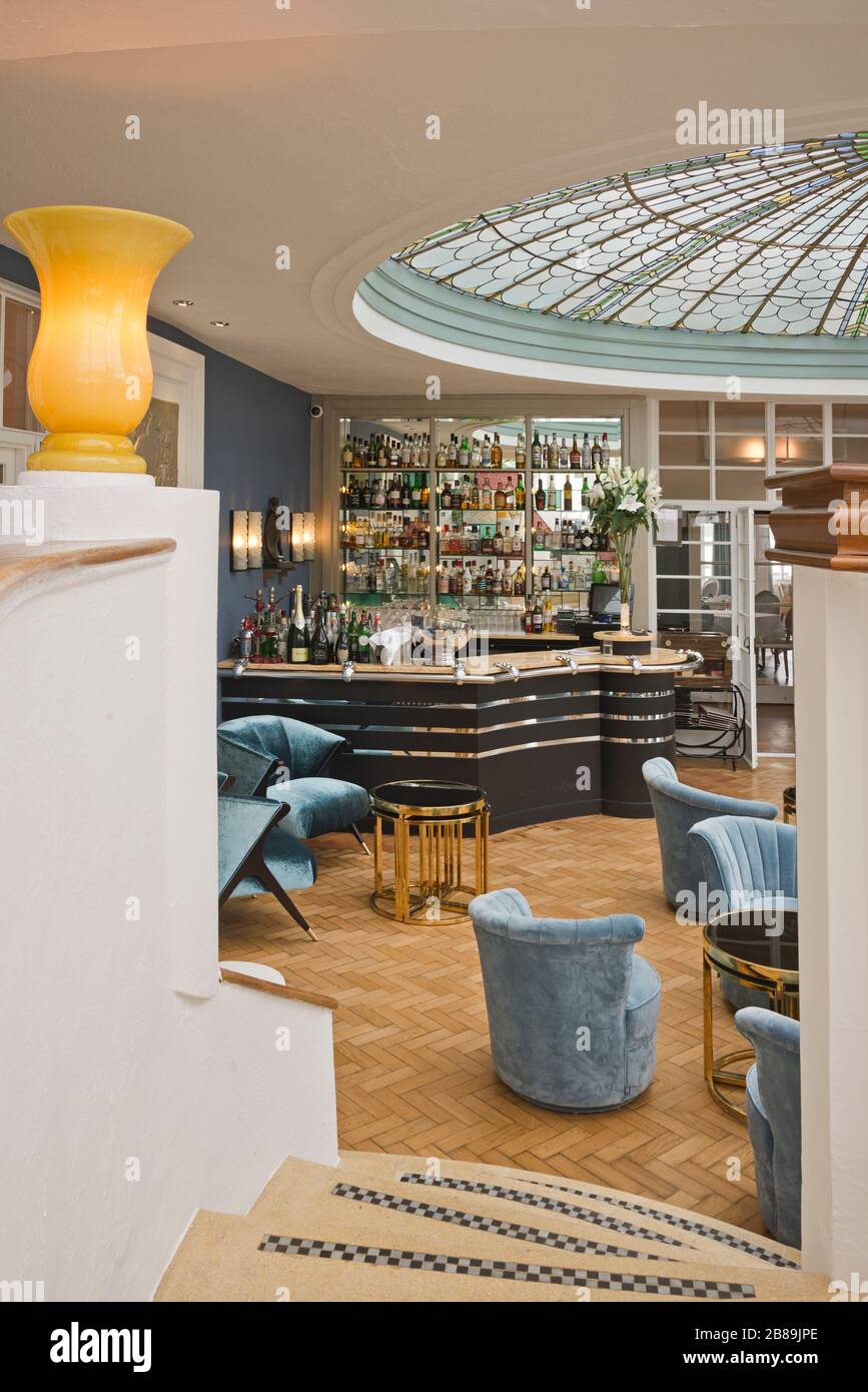the magnificent circular glass roof in the Palm Court Lounge at the Art ...