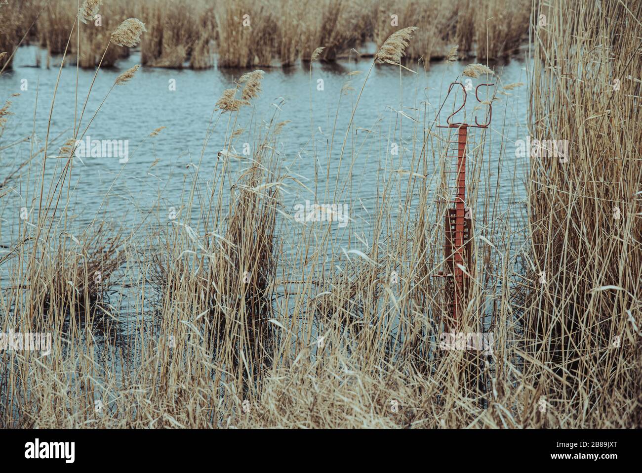 Meter red hi-res stock photography and images - Alamy