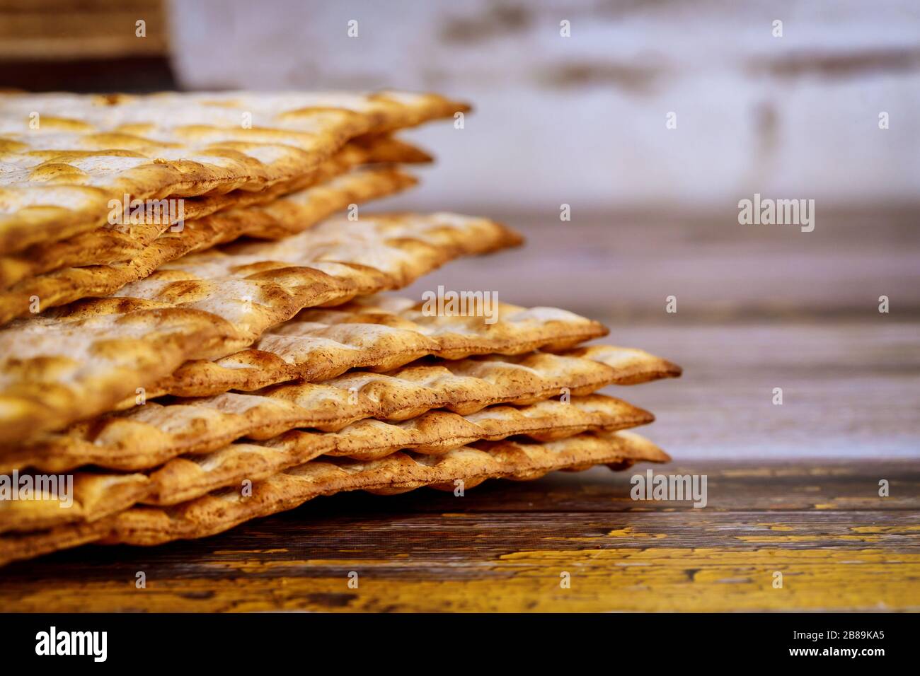 Unleavened bread jewish hi-res stock photography and images - Alamy