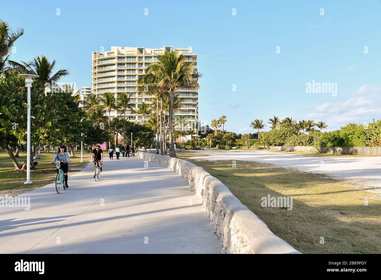 Collins park miami beach hi-res stock photography and images - Alamy