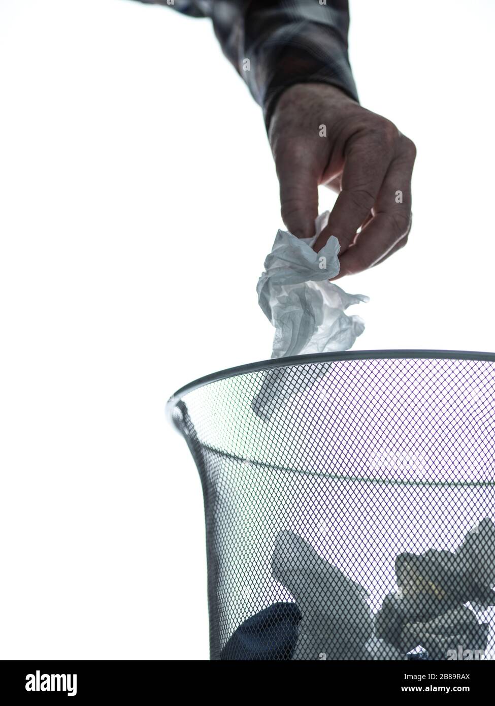 Tissues bin hi-res stock photography and images - Alamy