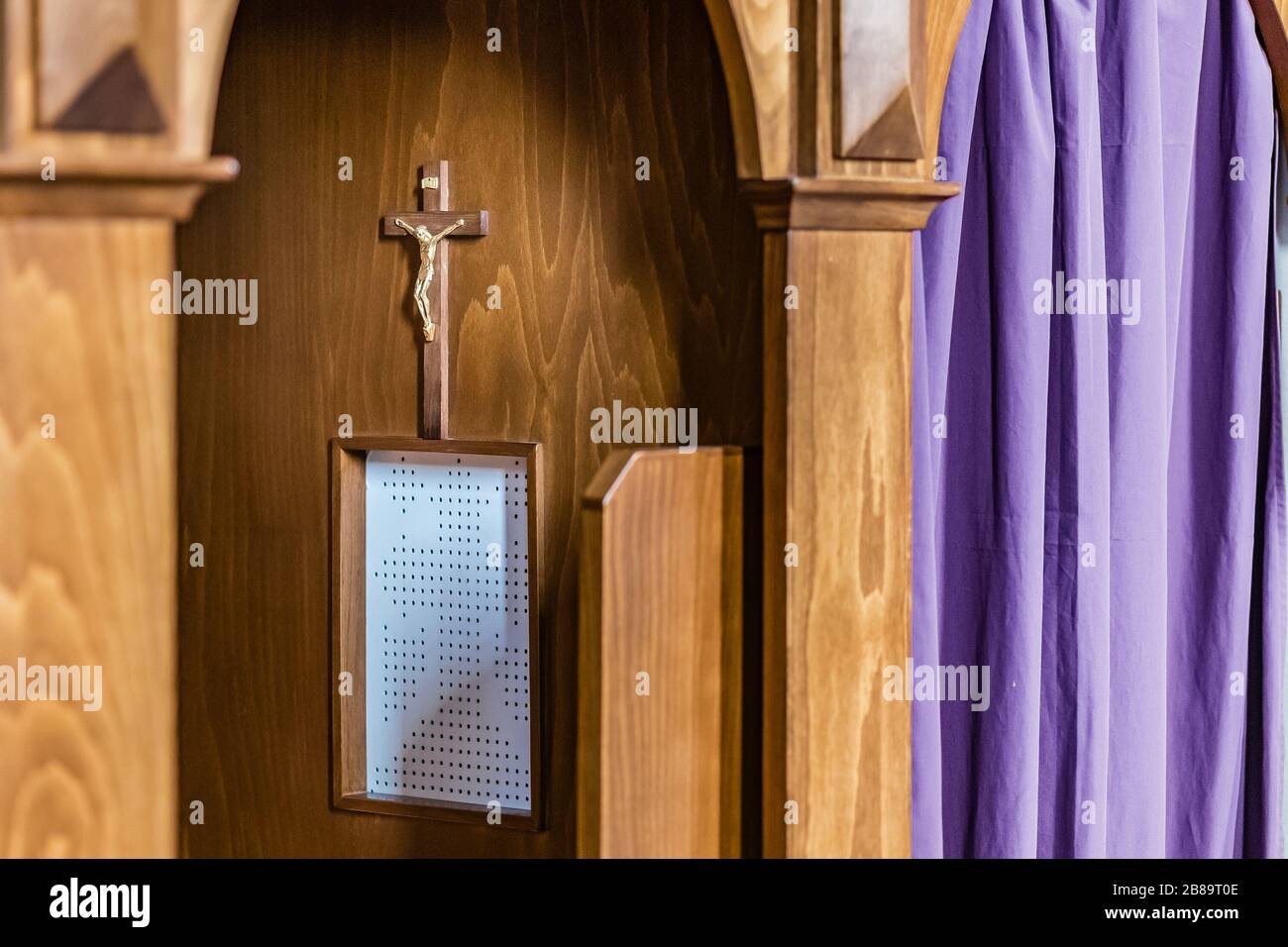 Confessional chapel hi-res stock photography and images - Alamy
