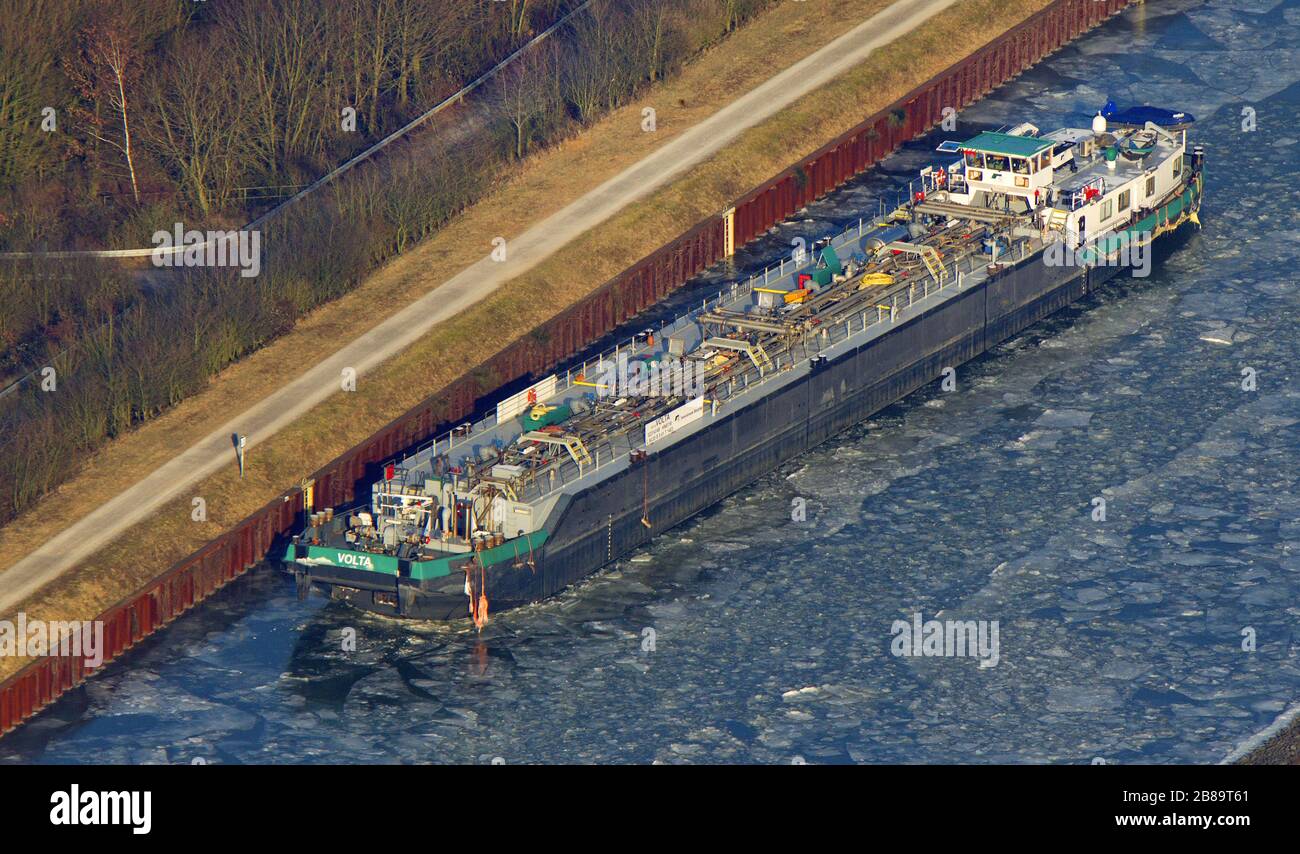 Inland waterway carriers hi-res stock photography and images - Alamy