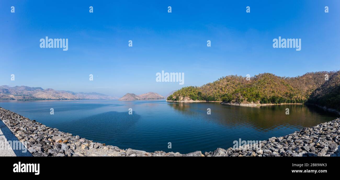 Srinakarin dam national park hi-res stock photography and images - Alamy