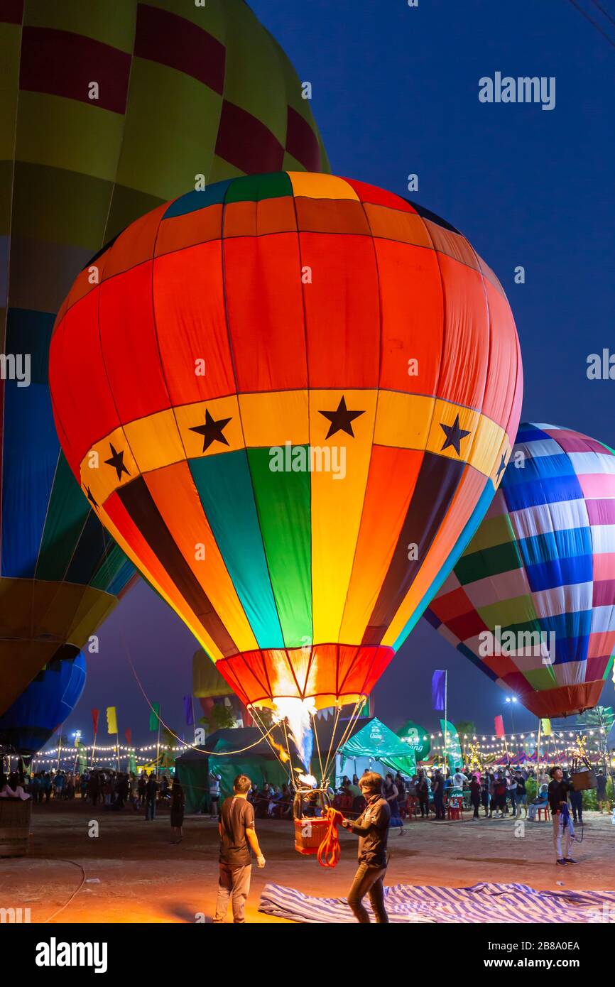 Night time balloons hi-res stock photography and images - Alamy