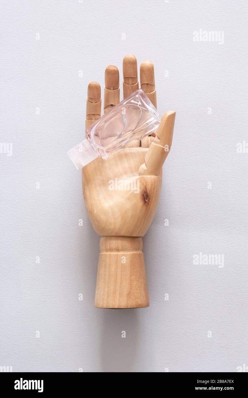 Virus prevention and treatment: wearing masks, hand disinfection ...