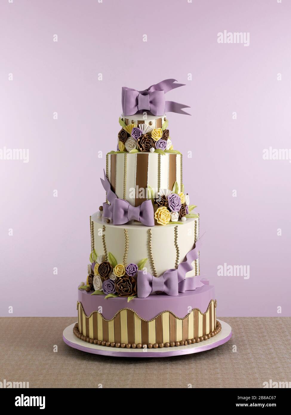 High level bakery hi-res stock photography and images - Alamy