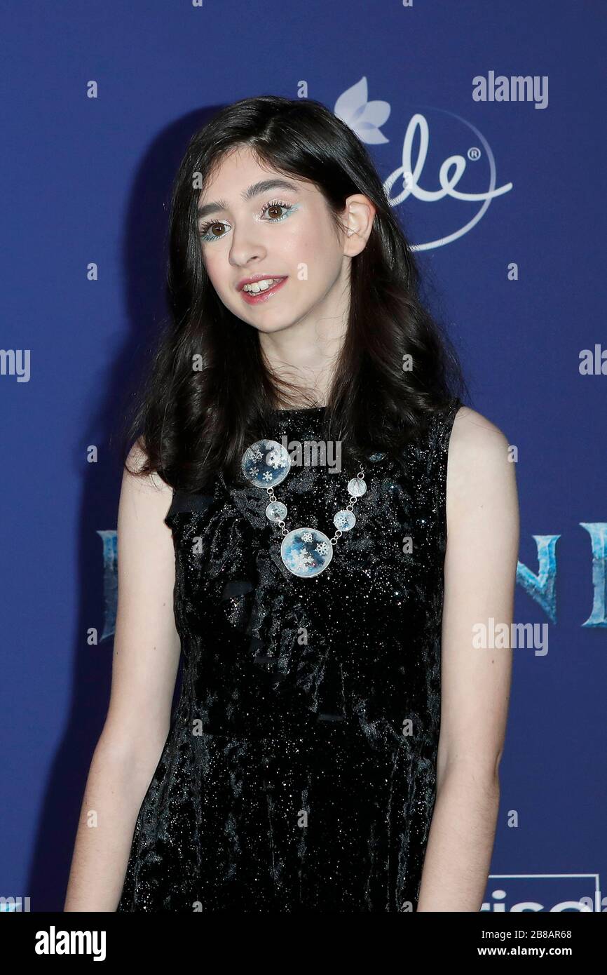 November 7, 2019, Los Angeles, CA, USA: LOS ANGELES - NOV 7: Maeve ...