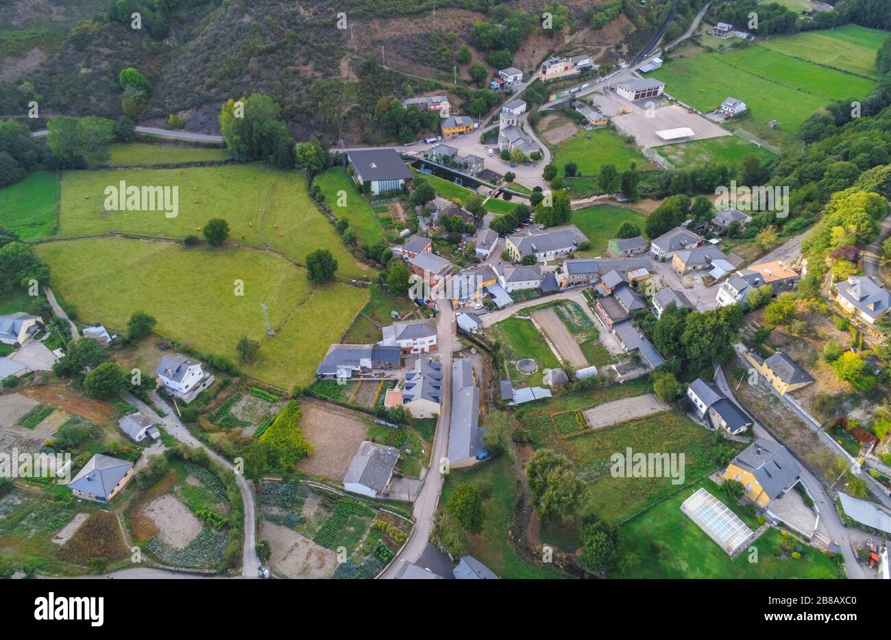 Palloza de balboa hi-res stock photography and images - Alamy