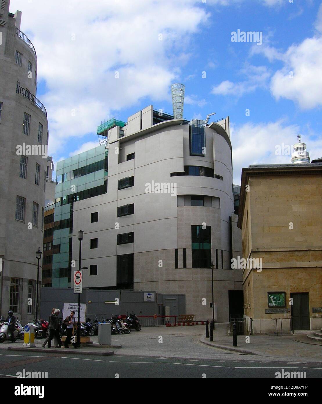 House of commons sculpture hi-res stock photography and images - Alamy