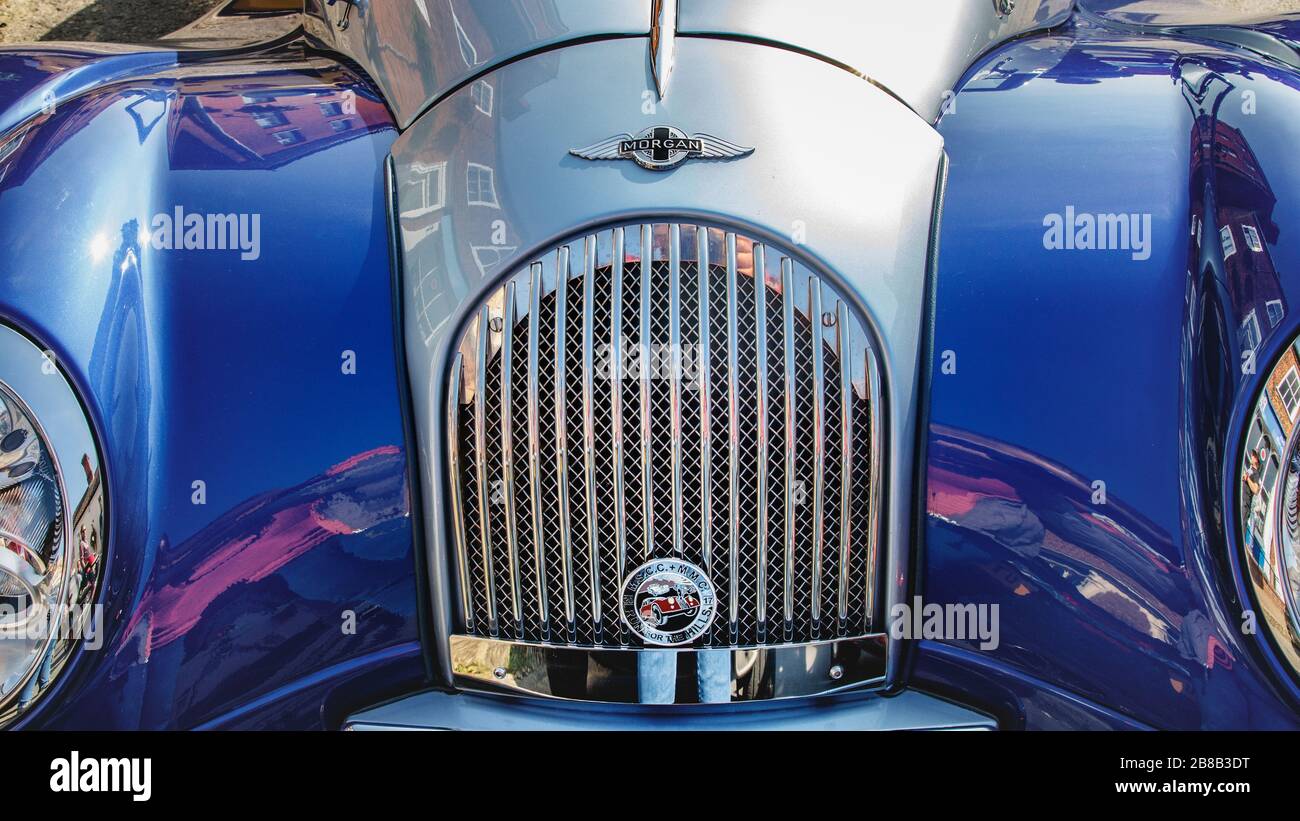 Car pov hi-res stock photography and images - Alamy