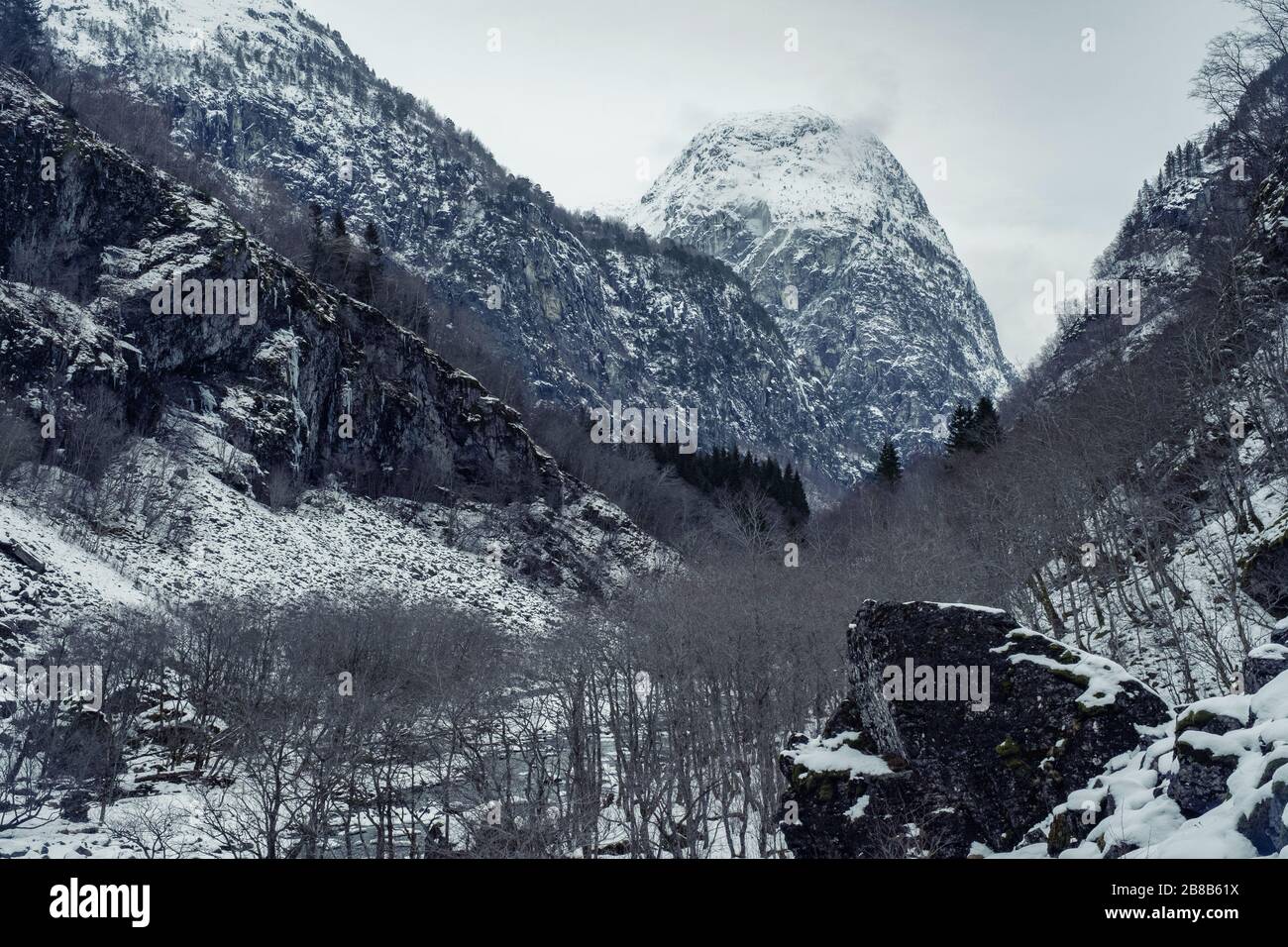 Valley naeroydalen hi-res stock photography and images - Alamy