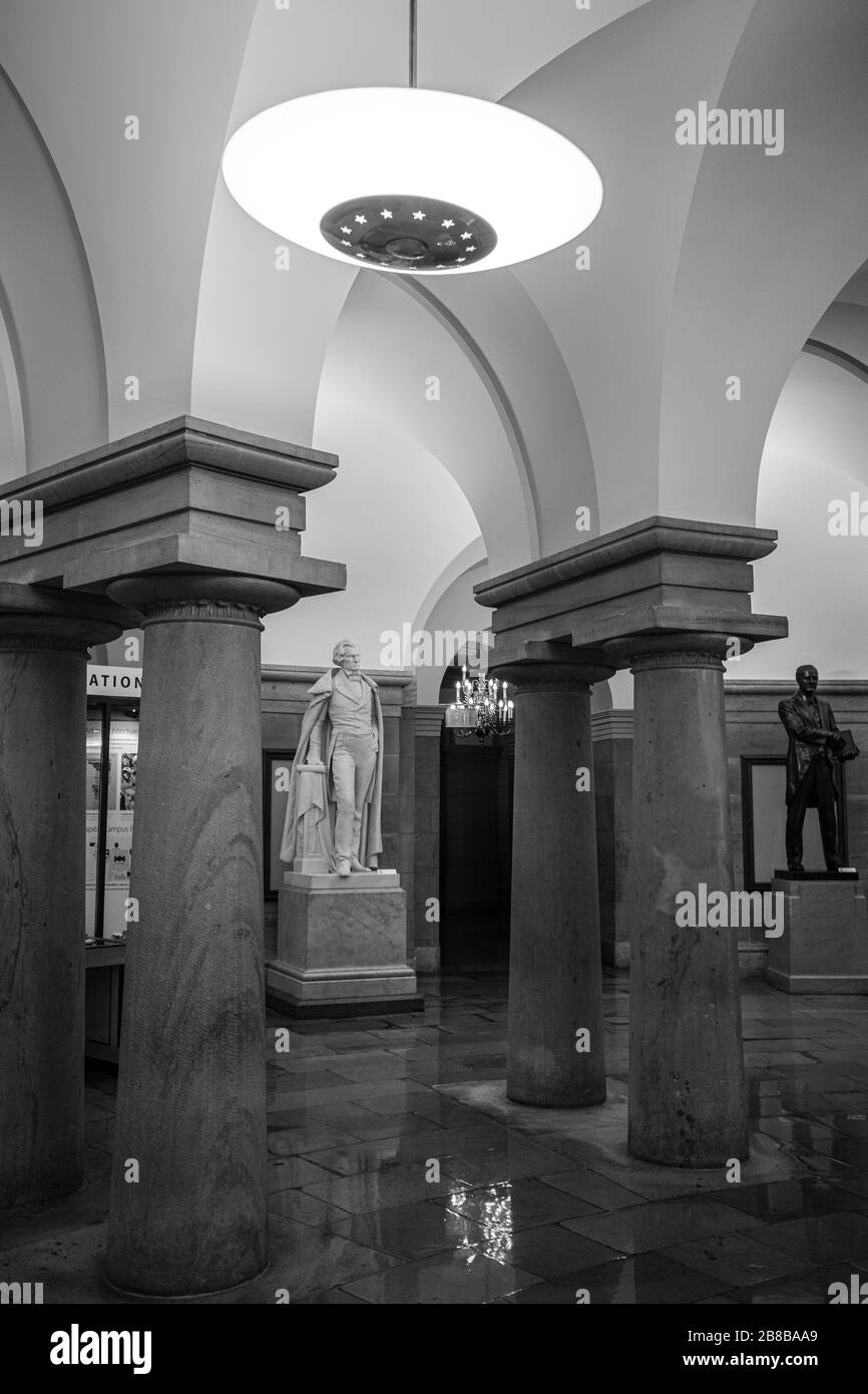 Us capitol crypt hi-res stock photography and images - Alamy
