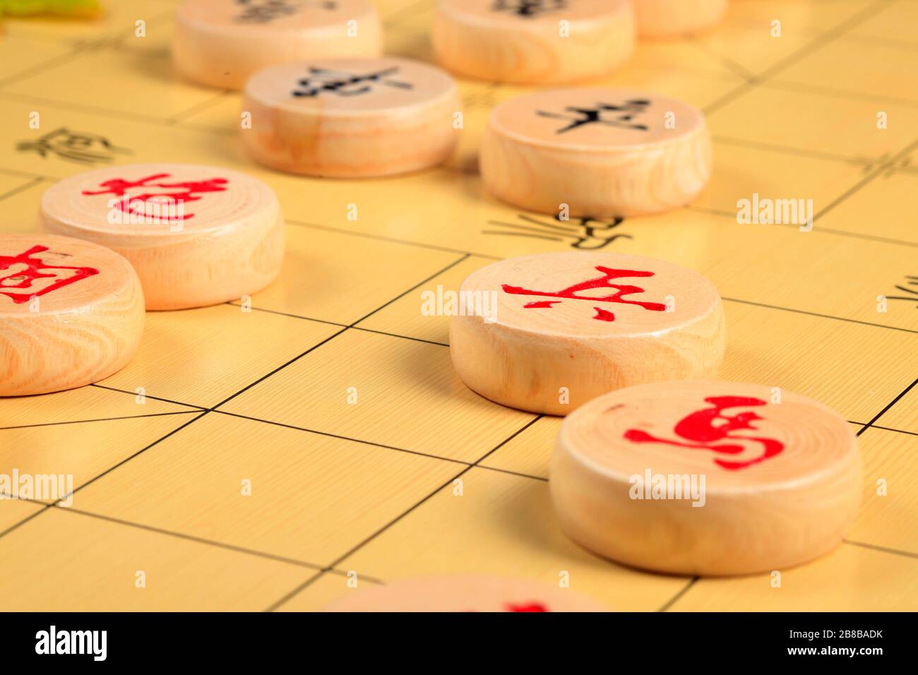 Ancient chinese chess set hi-res stock photography and images - Alamy