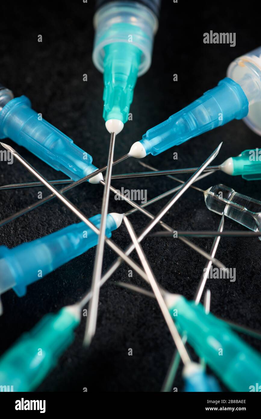 Stacked syringes hi-res stock photography and images - Alamy