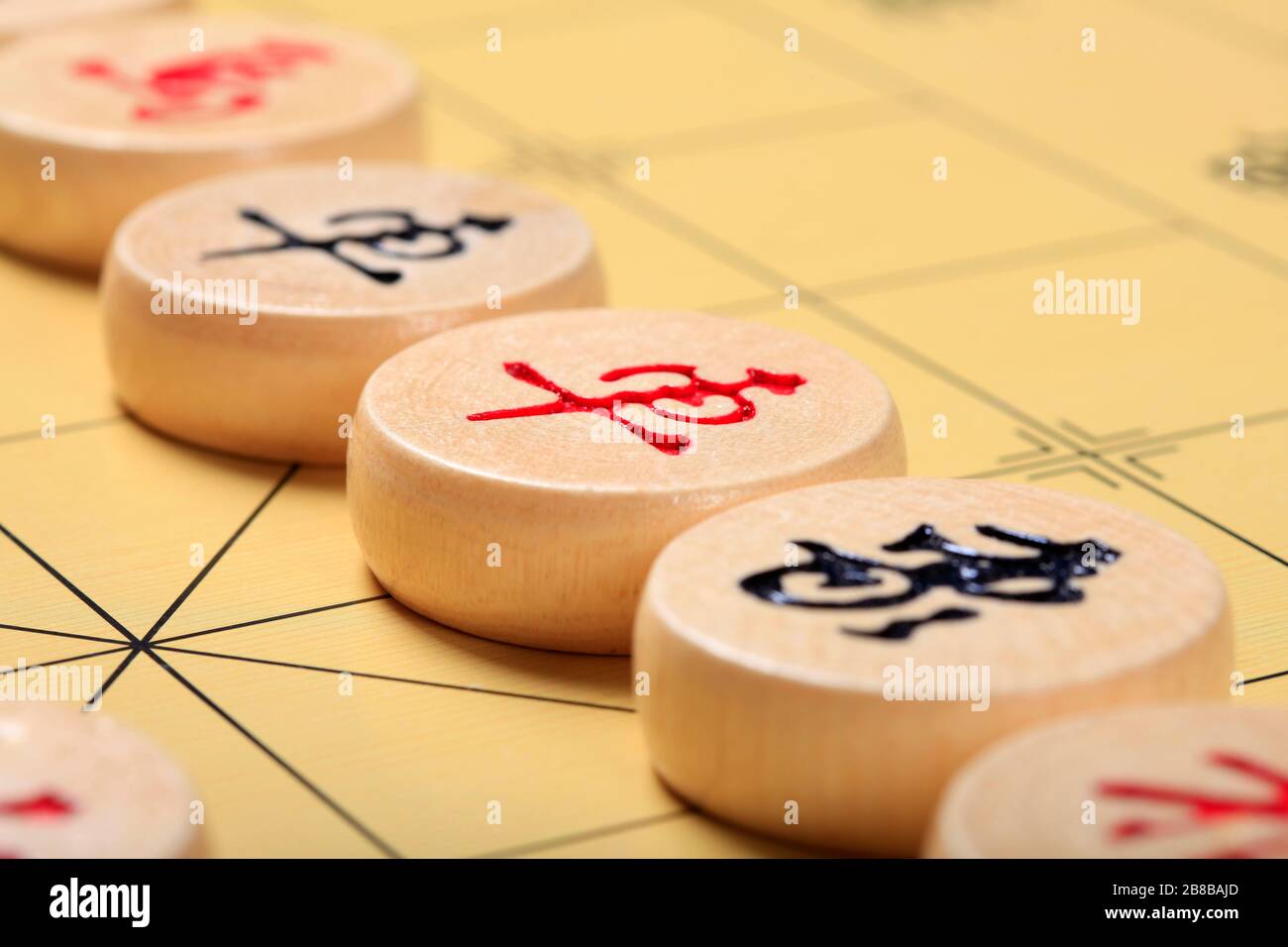 Ancient chinese chess set hi-res stock photography and images - Alamy