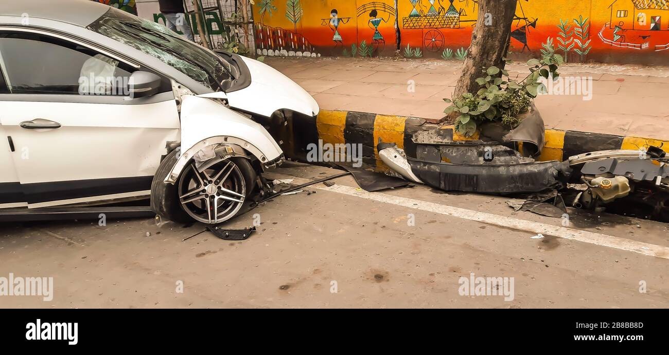 Accidental collision hi-res stock photography and images - Alamy