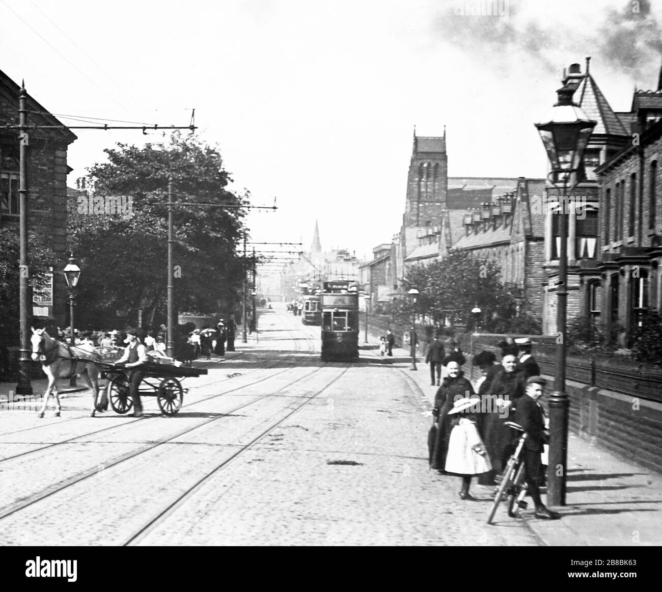 Colne Road, Burnley in 1905 Stock Photo - Alamy